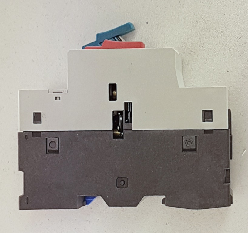 Kontaktorius-paleidiklis-apsauga varikliui 18A su šilum (13-18A: 7.1-9 ...